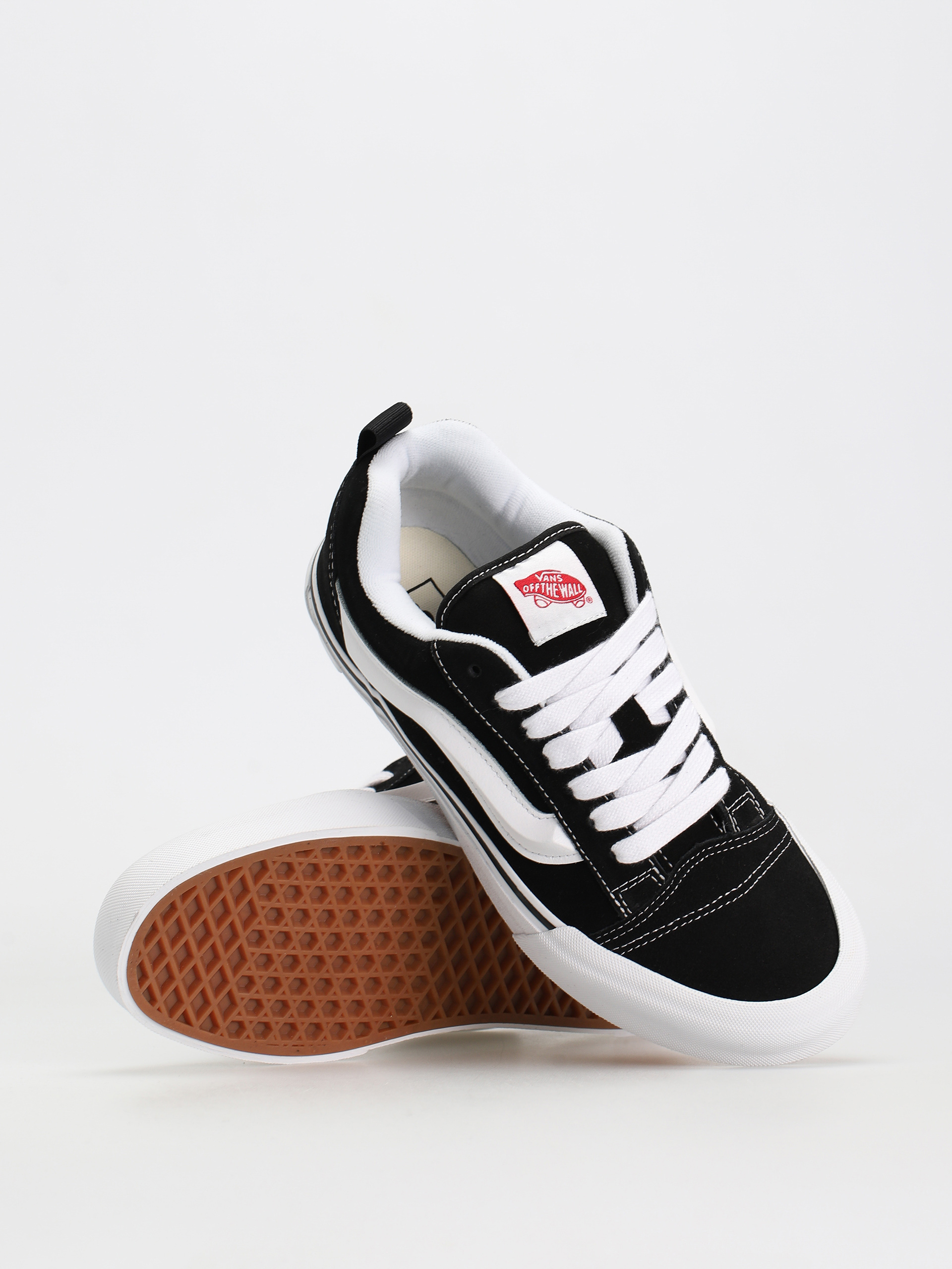Buty Vans Knu Skool - biały (black/true white)