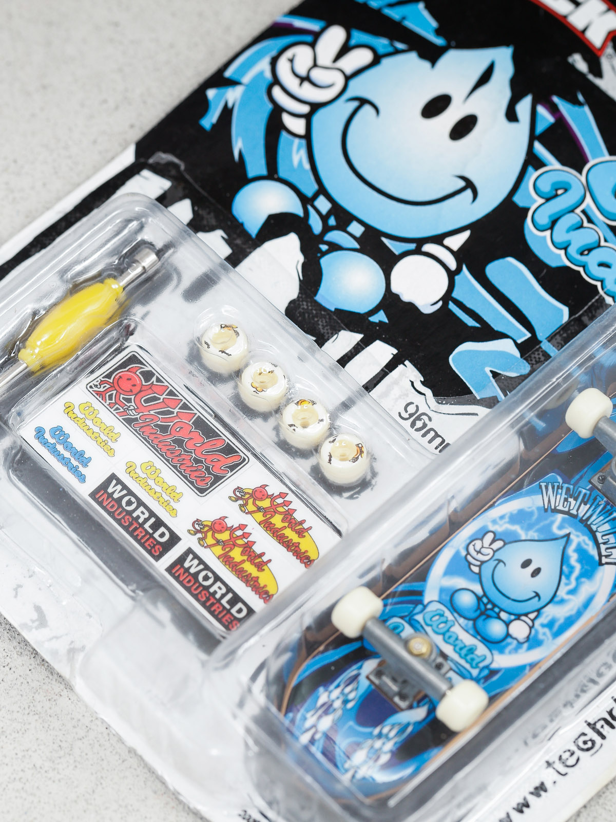 Fingerboard Tech Deck World Industries 01